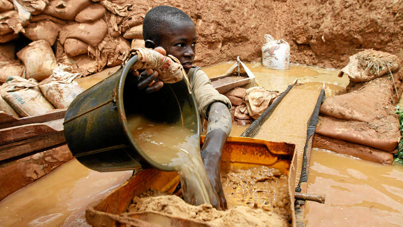 Gold rush in DRC's South Kivu prompts Govt. to issue decree banning ...