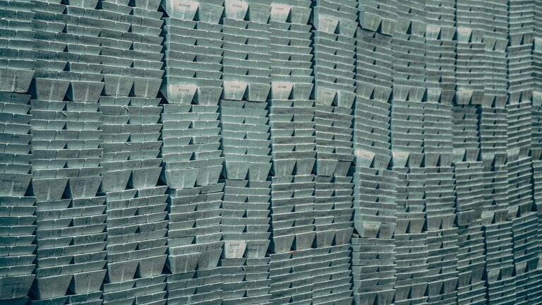 Glencore in talks to exit Kazzinc operations - Miningmx