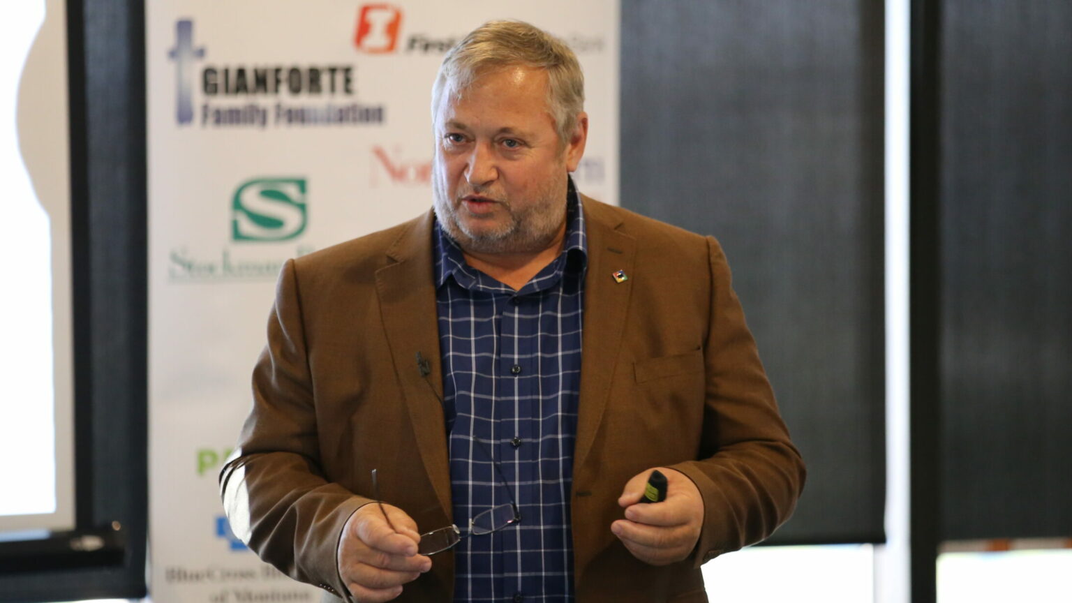 Sibanye-Stillwater will bide time on gold sector M&A - says CEO Neal ...