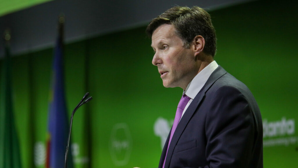 Wanblad says "choppy" market hard to call as Anglo posts slide in first ...
