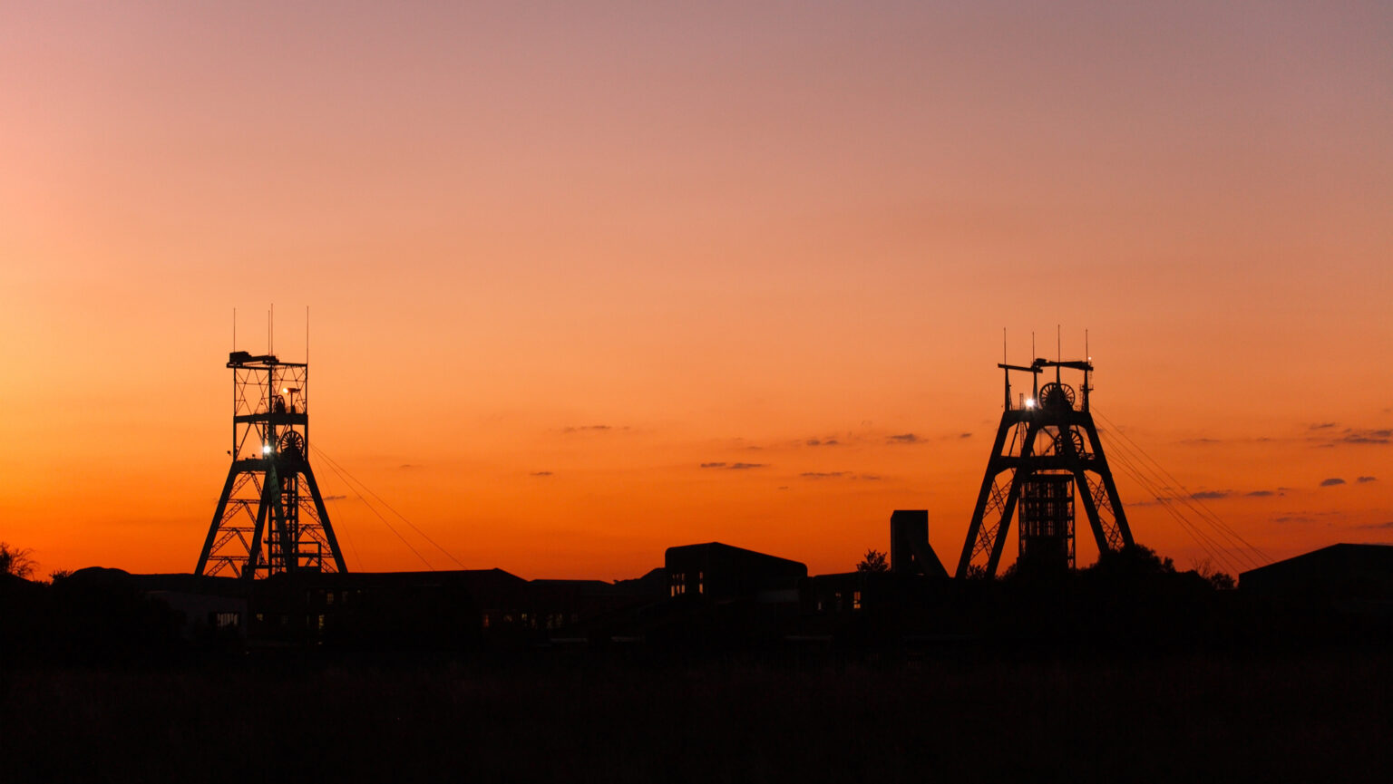 SA government opposes PTM’s proposal to export unrefined platinum ...