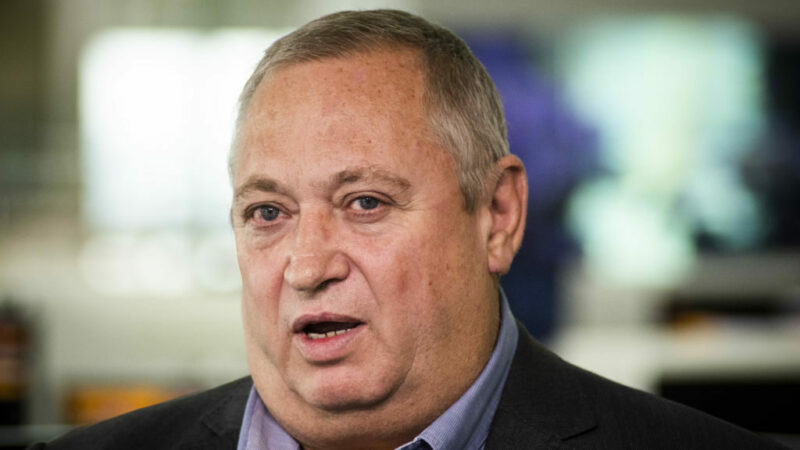 Froneman says Sibanye-Stillwater will not be "a dinosaur" - Miningmx