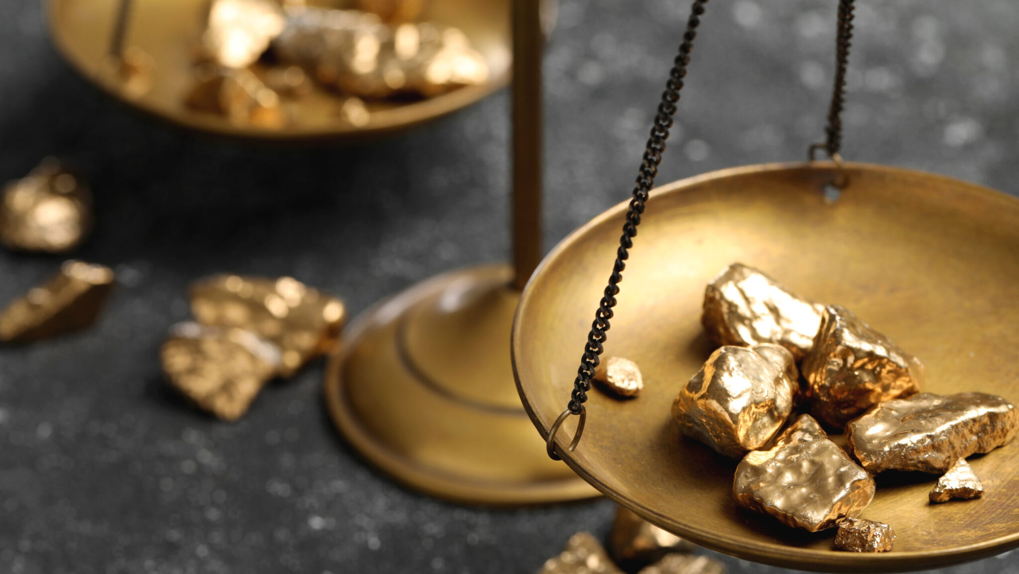 Investors rethink gold as metal edges to $4,000 - Miningmx